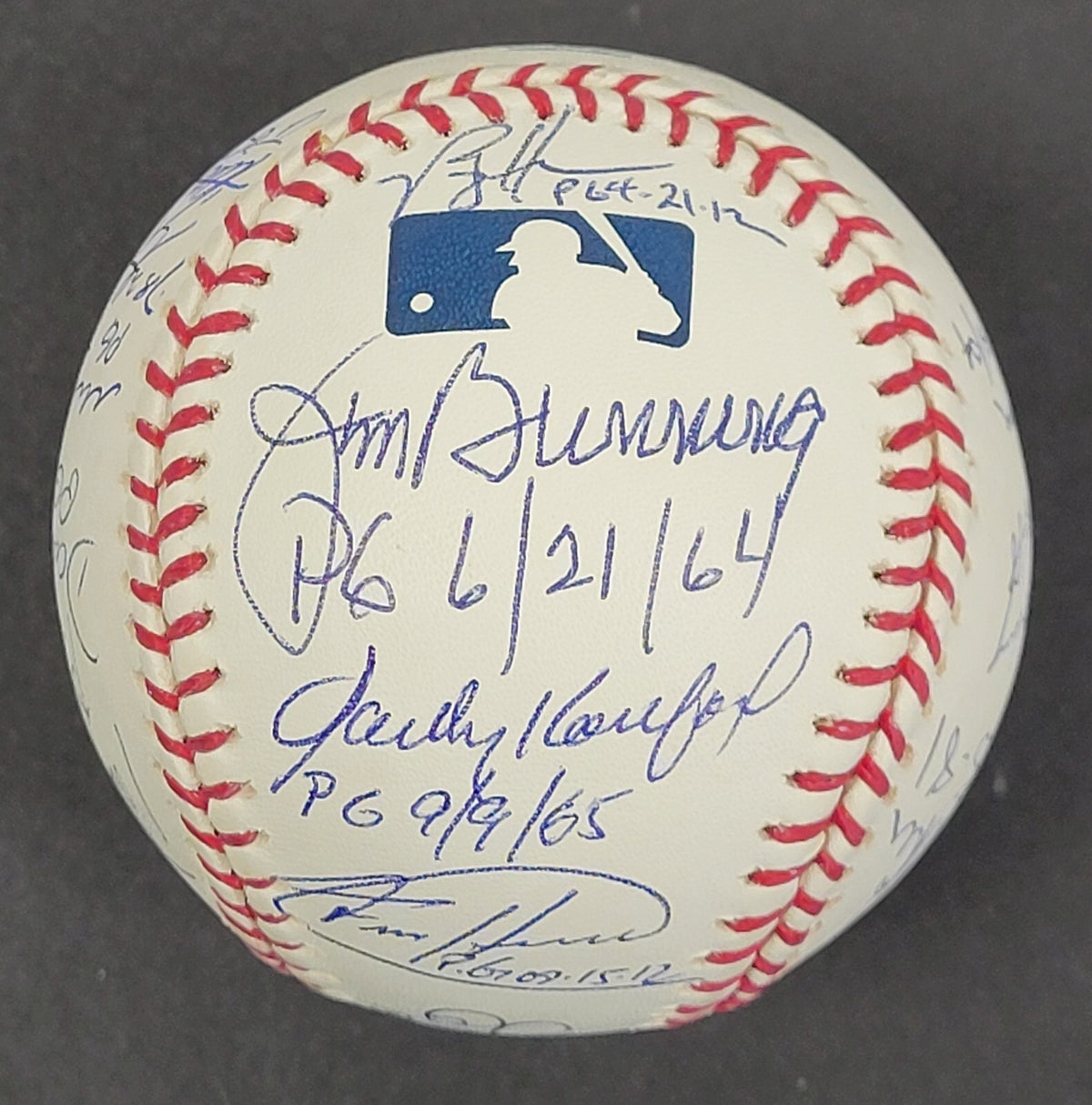 RARE Perfect Game Pitchers Signed Baseball Complete With 17 Sigs Becke ...